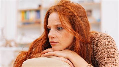 11 Behaviors That Indicate Someone Is Emotionally Broken According To Psychology Yourtango