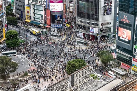 Shibuya Crossing Tokyo In Japan Editorial Stock Image Image Of Cross