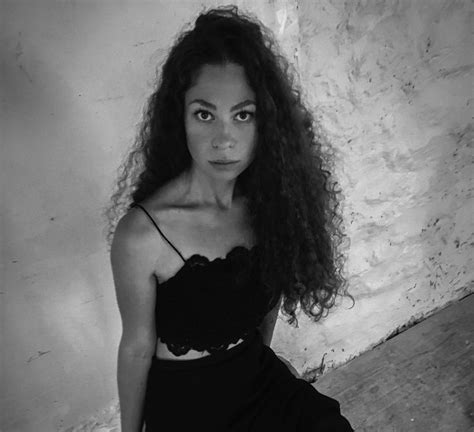 Pin By Willowivy On Poison Ivy Model Model Women Tank Tops