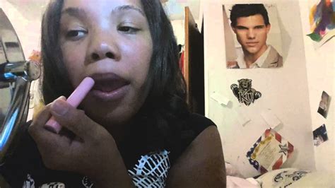 Over Lining Your Lips Youtube