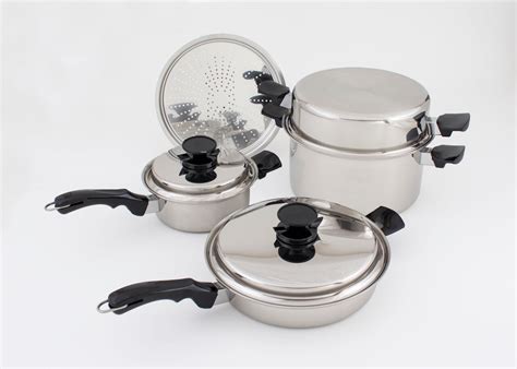 Vacumatic Waterless Cookware