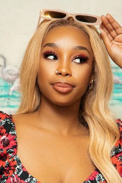 Candice Modiselle About Entertainmentie