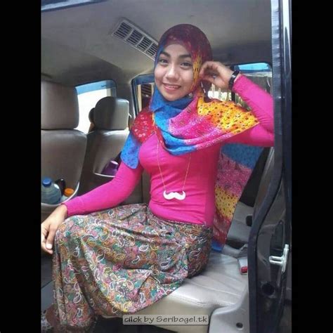 Jilboobs Gadis Tetek 225 Jilboobs Awek Bertudung Baju Ketat Tetek