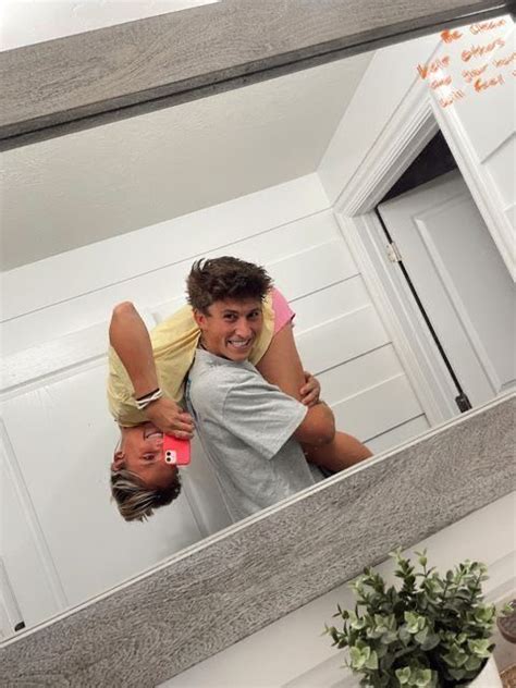 Js Cute Couple Stuff 🥰 Relationship Goals Teenagers Cute Couples
