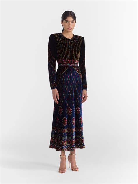 Dresses Saloni