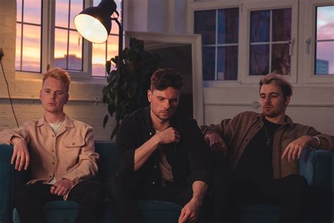 Luna Rock And Pop Function Band Staffordshire Alive Network