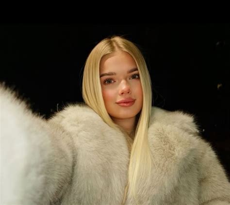 Sofia Vladimirovna 💎 Smirnovasofiaaa • Instagram Photos And Videos