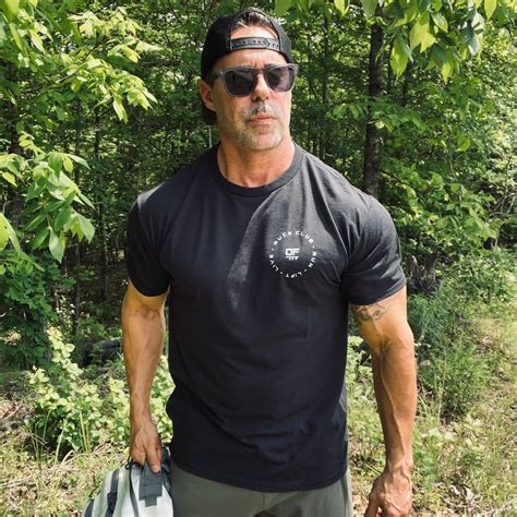 Mens Tees Directional Force