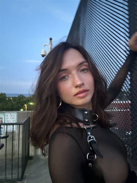 Brooke Tilli Brooketilli • Instagram Photos And Videos