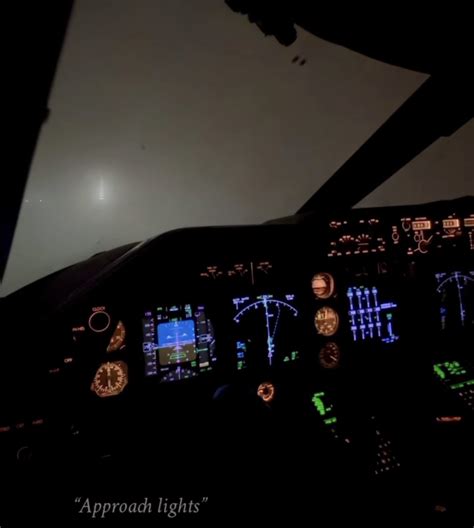 Boeing 747 Cockpit Take Off Whats It Like Crawling All Over A Boeing