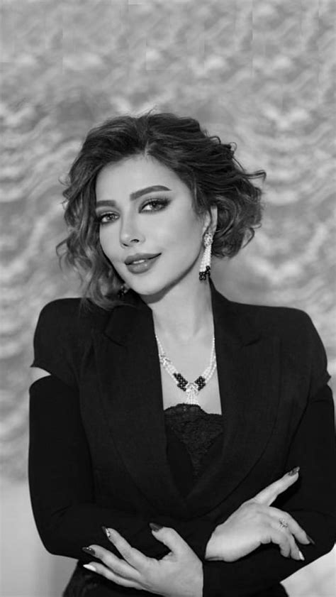 ‎آمنه‎ ‎انت جاهل في المشاعر🥲 Follow Page Fanssherine3