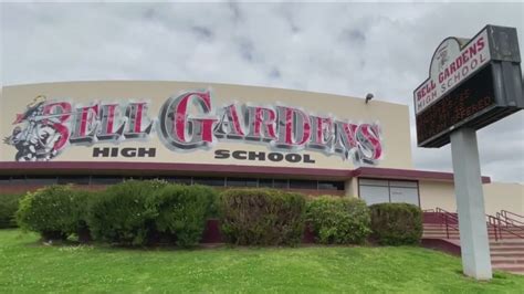 2 Arrested For Alleged Bell Gardens High School Threat Fox 11 Los Angeles