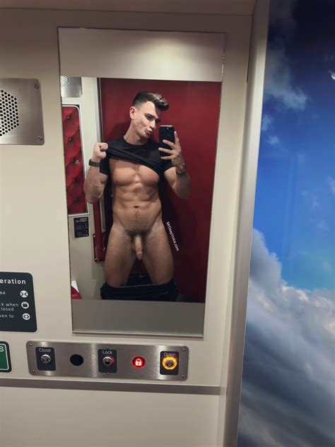 Model Of The Day Mr Deep Voice Daily Squirt