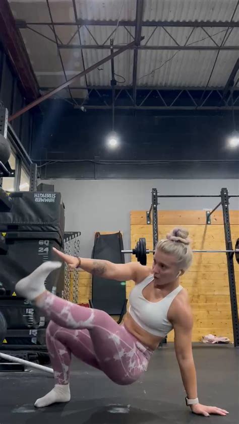 Playbook Hannah Bayer Hip Stretches