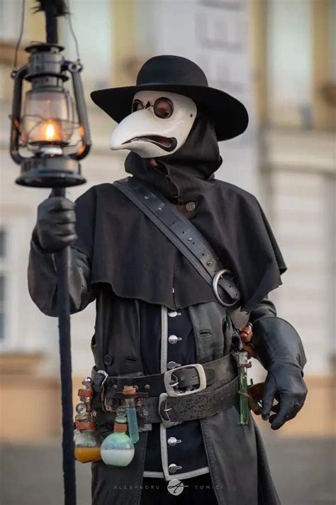 Pin By Nope On Garb Plague Doctor Costume Plague Doctor Steampunk