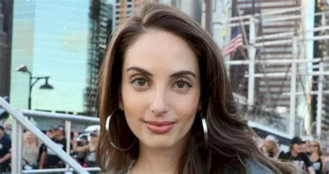 Alexa Ray Joel Body Measurements Height Weight Bra Size Shoe Size