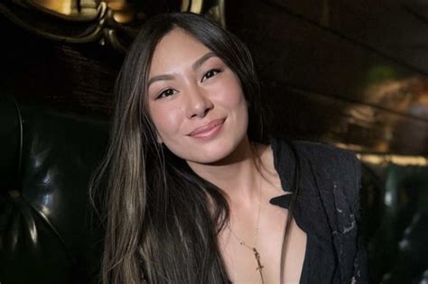 Who Is Lucy Guo Meet The Programmer Who Surpassed Taylor Swifts Billion Dollar Fortune Techbreak