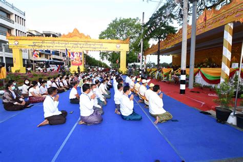 မန္တလေးတိုင်းဒေသကြီးအစိုးရအဖွဲ့ဝန်ကြီးချုပ် ဦးမောင်ကို အလယ်ပိုင်းတိုင