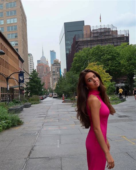 Taylor Nunez 09282022 • Celebmafia