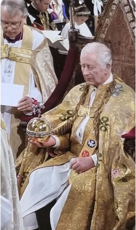 Merlin Pondering The Orb 570 R Fakehistoryporn