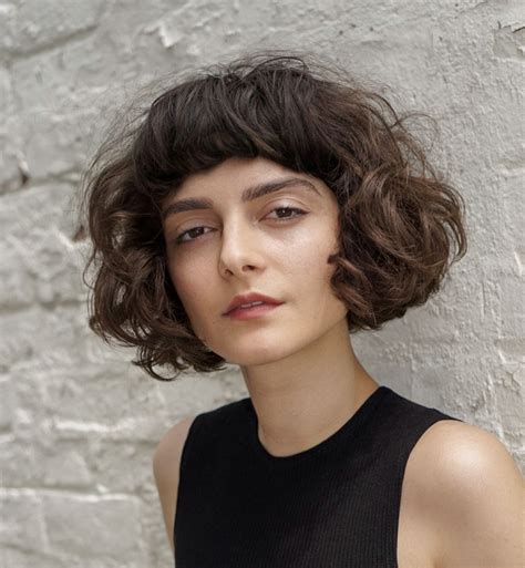 46 Stylish Short Hair With Bangs Ideas For A Trendy Look