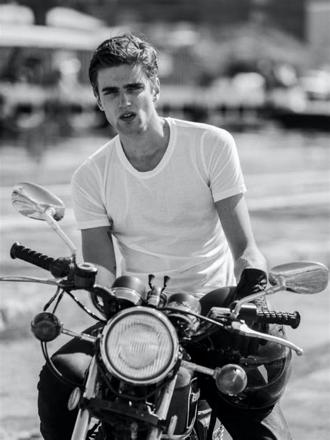 Marius Survila Metro Models