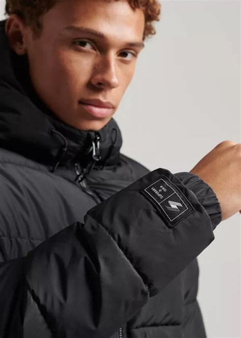 ЈАКНА Online Shop Fashion Group