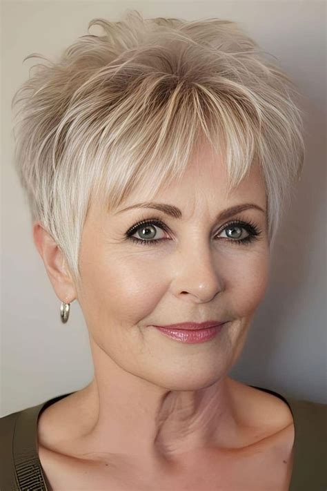 29 Perfect Pixie Haircuts For Women Over 70 To Pull Off