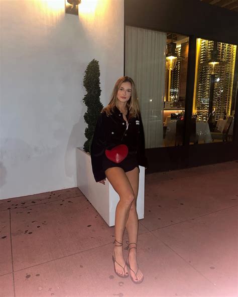 Chi è Anna Kalinskaya La Tennista Ex Di Kyrgios Che Ha Battuto Jasmine Paolini