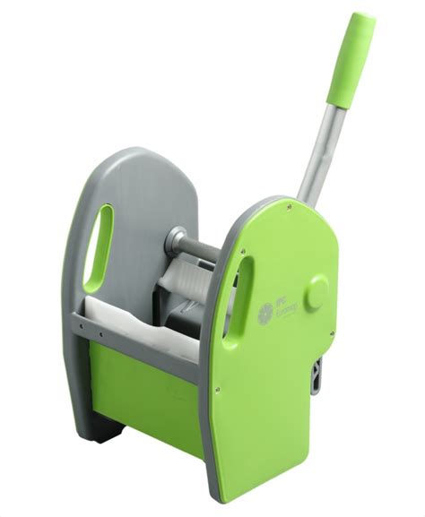 Small Down Press Wringer With Ergonomic Design
