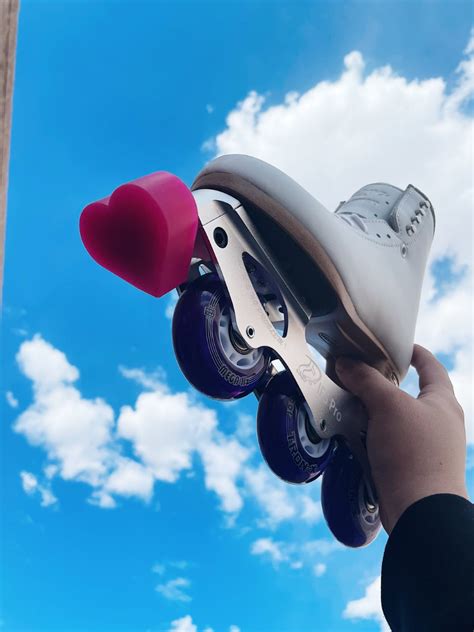 Inline Figure Skates Pic Skates Snow White Skates