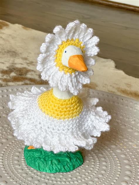 Pattern For 7 Inch Desk Goose Daisy Flower Dress Outfit Digital