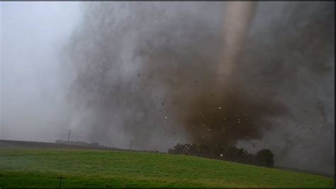 This Was A Destructive Shapeshifting Tornado Youtube