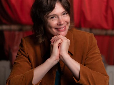 Exploring Deeper Hipsy