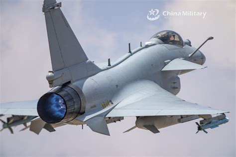 J 10 Fighter Jets Soar Through Sky Focus 中国军网（英文版）