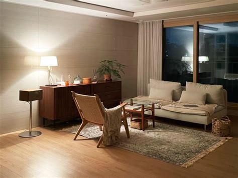 인테리어에 있는 Fcre님의 핀 작은 집 거실 작은 아파트 거실 인테리어