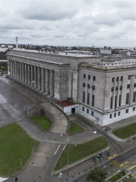 6 Carreras De La Uba En El Top 50 Mundial Infobae Stories