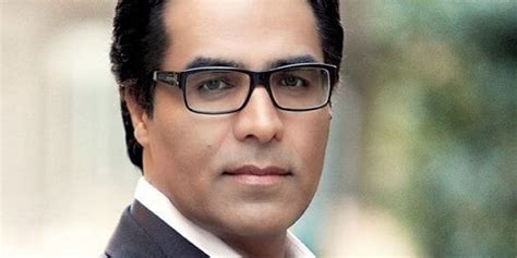 عکس زیرخاکی سینه‌زنی امید خواننده در جبهه جنگ رویداد24