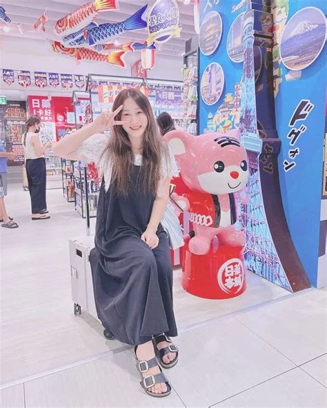 「gilis」我最愛的拖鞋推薦、舒適與時尚並存、夏日必備、三款質感設計、一起來看看吧！ 現在夯什麼