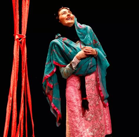 بیوگرافی پریسا دوستی بازیگر تصاویر شخصی