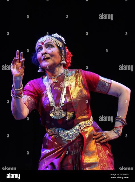 Vyjayanthimala Dance The Top 10 Dance Numbers Of Vyjayanthimala