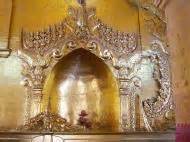 Asisbiz Photographs Of The Maha Muni Buddha Myanmar
