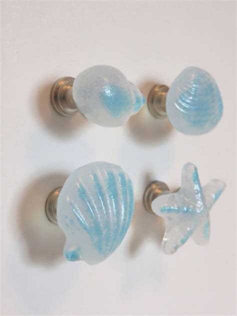 Beach House Decor Glass Knobs With Sea Shells