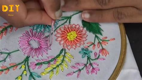 手工刺繡花朵圖案，網格刺繡針法，帶你快速人門（圖解2 2） 每日頭條