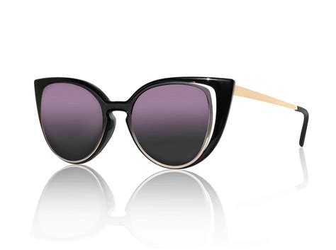 7 Reasons You Need A Backup Pair Of Glasses Lmc Healthcare Helping