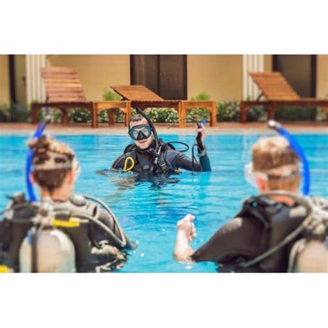 About Our Scuba Classes