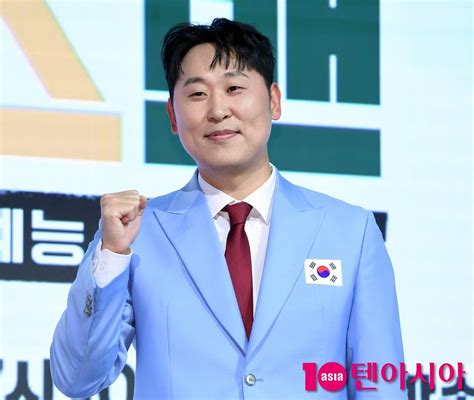 Former Baseball Star Yoon Suk Min Joins New Jtbc Variety Show Yes Man