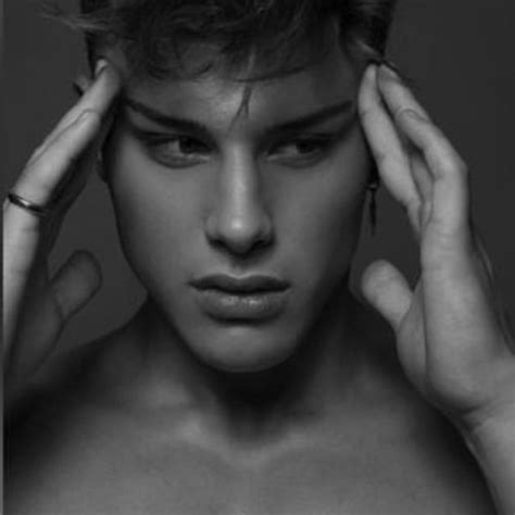 Manuel Dosio Contact Info Find Influencer Numbers Address Email In 1 Influencer Marketing