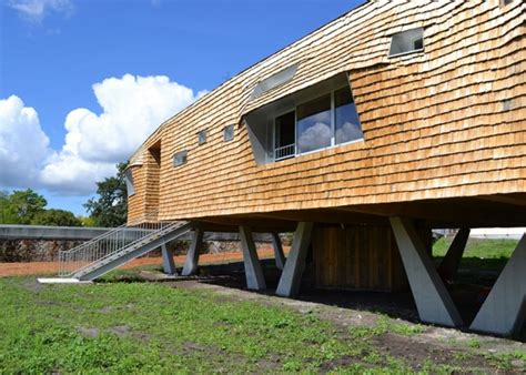 School Building Clad In Chestnut Shingles By Dauphins