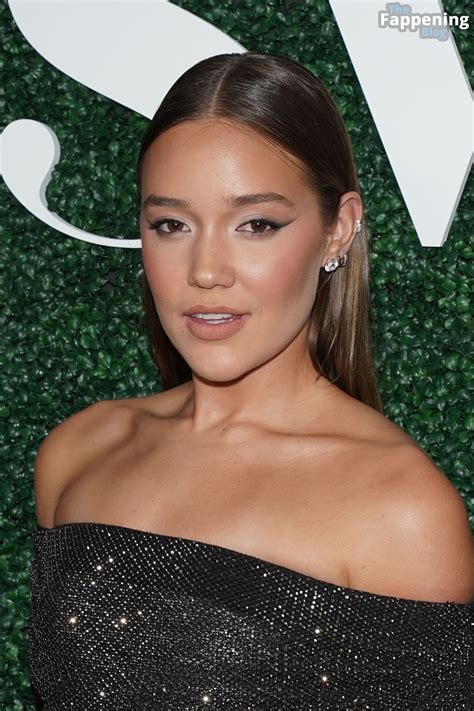 Olivia Ponton Looks Sexy In A See Through Dress At The Sports Illustrated Swimsuit Launch